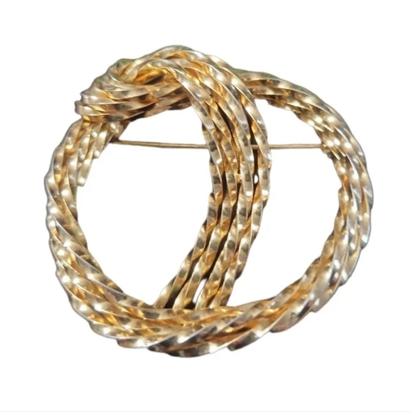 Napier | Jewelry | Napier Gold Tone Brooch From 7s Era Signed Vintage ...